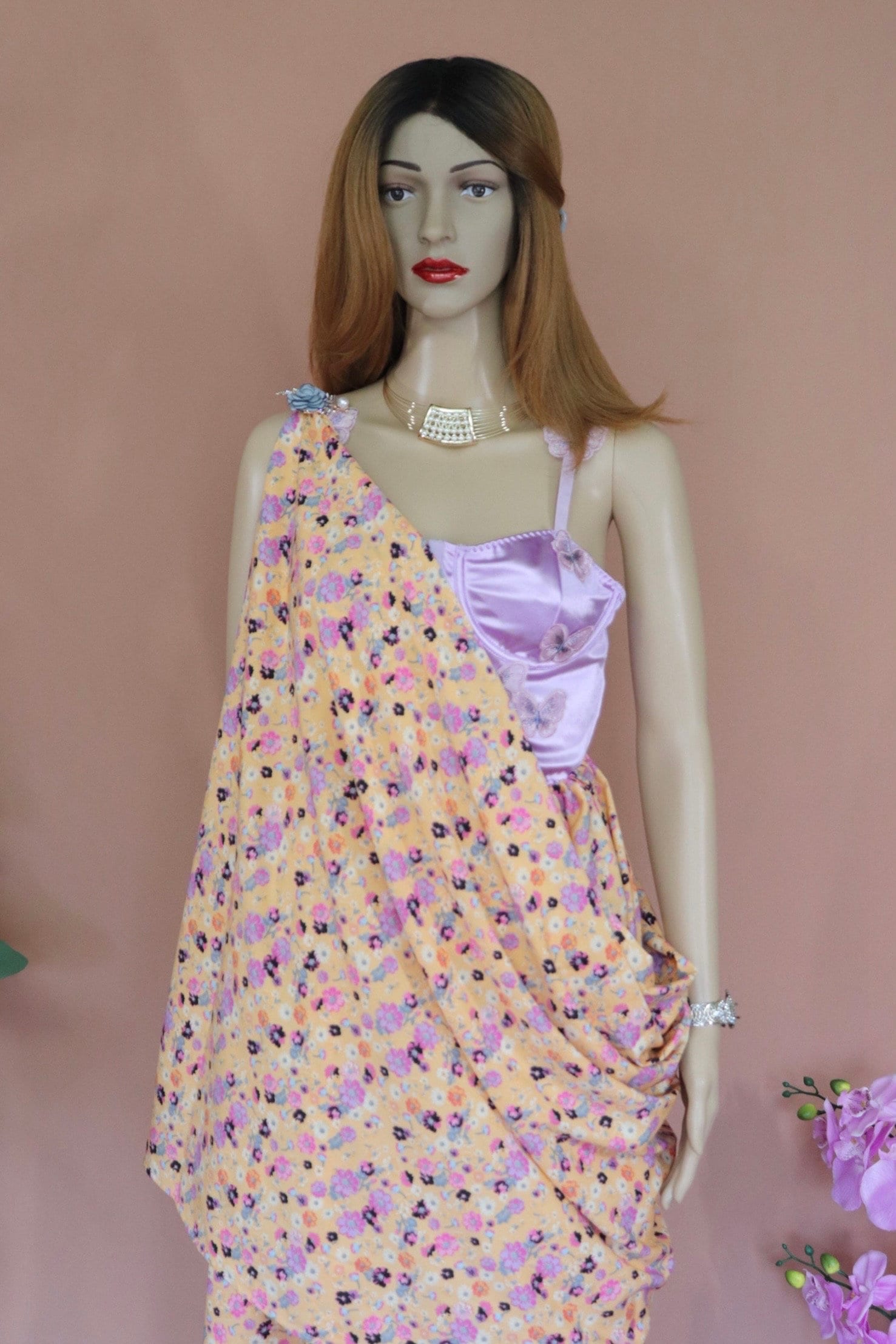 Mushanana in Peach Floral Pattern Umukenyero Umucenyero Umwitero ...