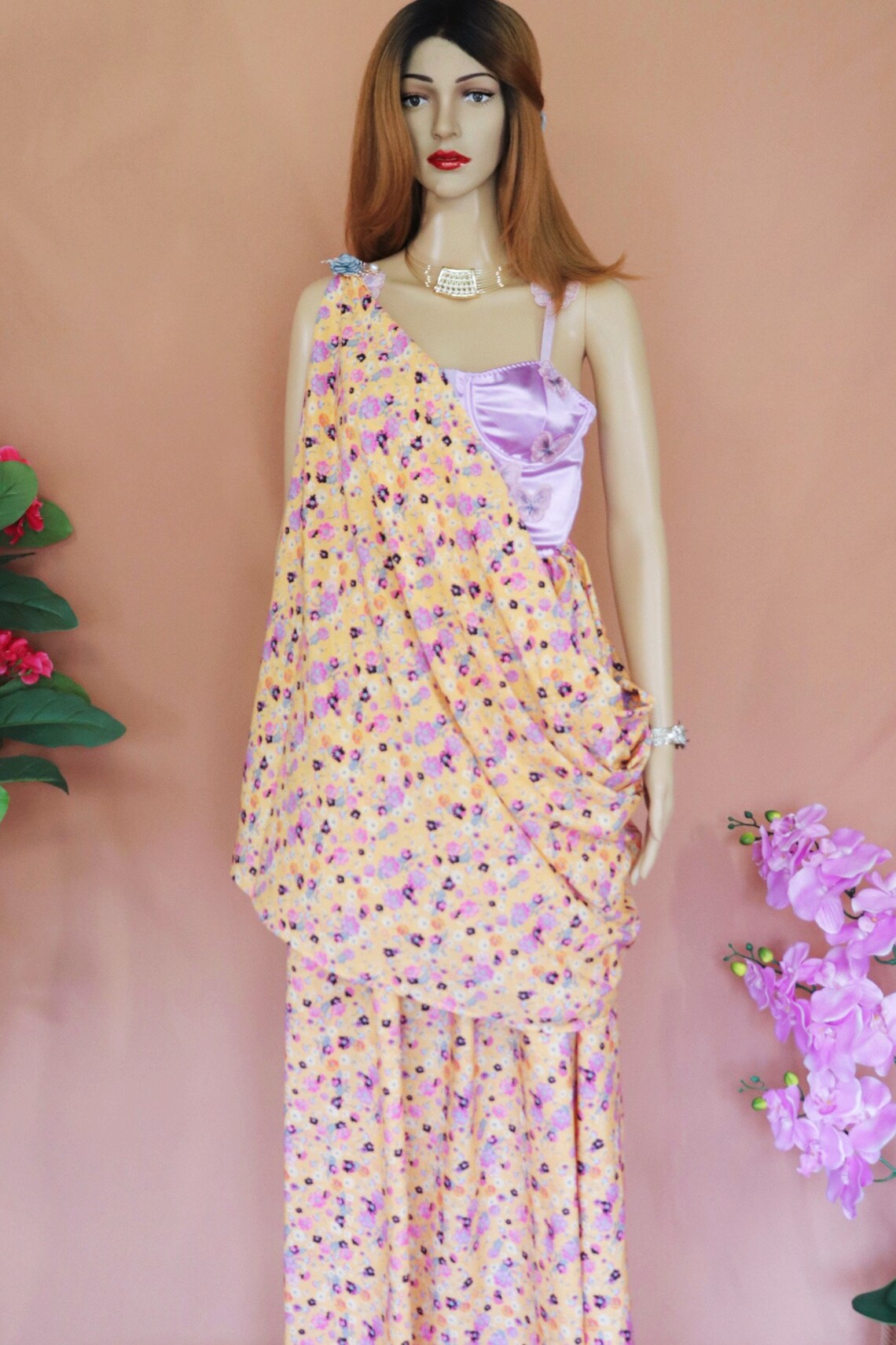 Mushanana in Peach Floral Pattern Umukenyero Umucenyero Umwitero ...