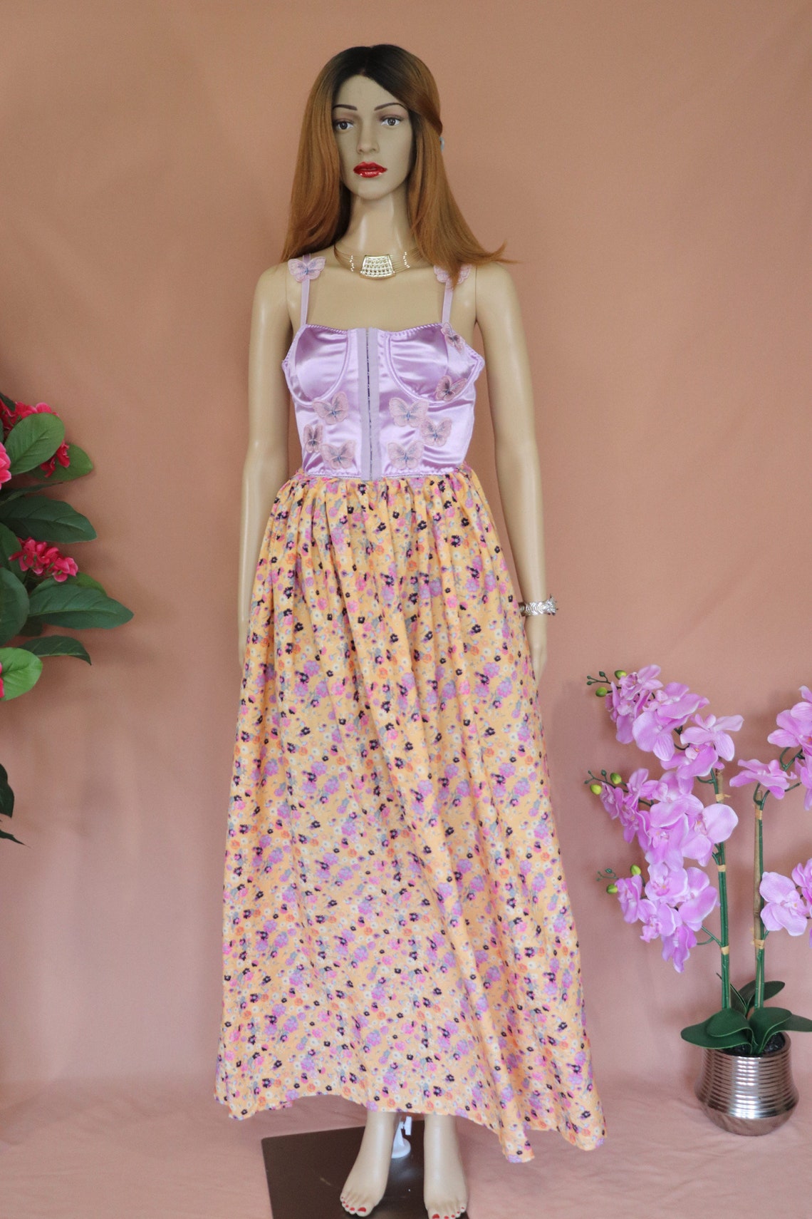 Mushanana in Peach Floral Pattern Umukenyero Umucenyero Umwitero ...