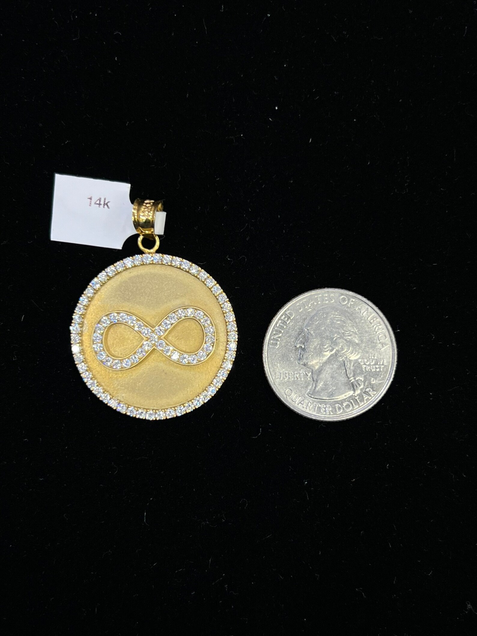 14k Yellow Gold Round Shaped With Diamond Infinity Sing in the Center ...