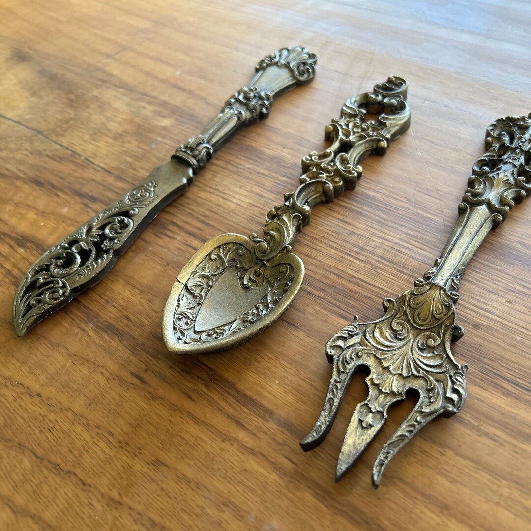 Cutlery Wall Decor Sculpture of Vintage for Kitchen - Giant Utensil ...