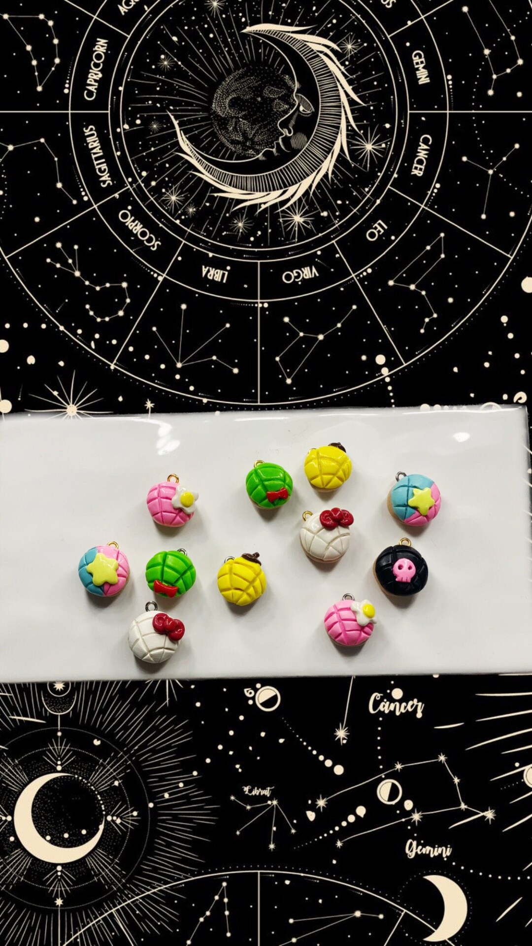 Concha Characters - Etsy