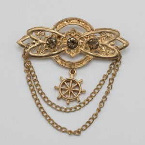 Regal Elegance: Men's Gold Brooch for Jackets and Sherwanis - Etsy