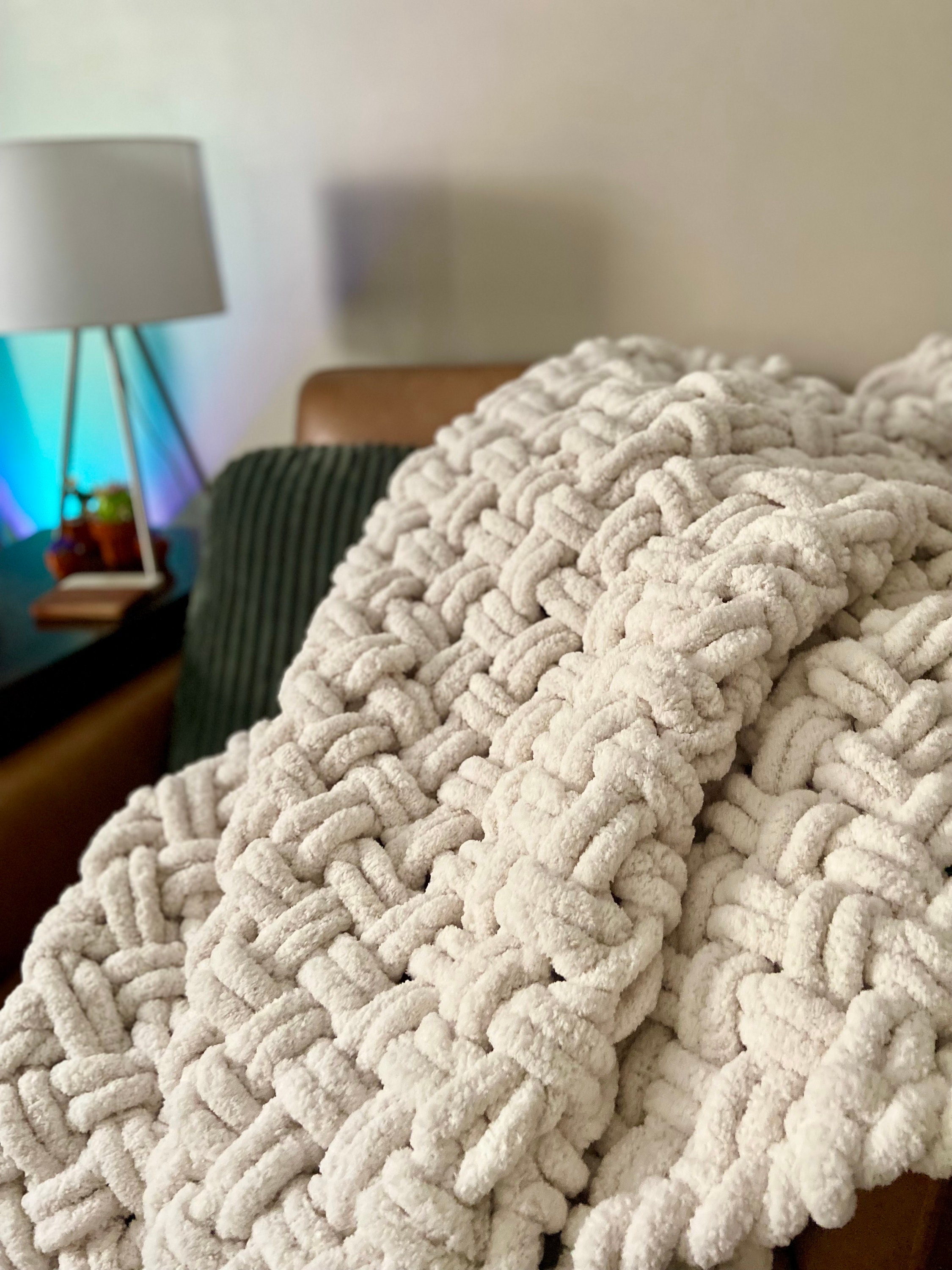 Cozy Criss Cross Stitch Chunky Knit Throw: Textured Basket Weave ...