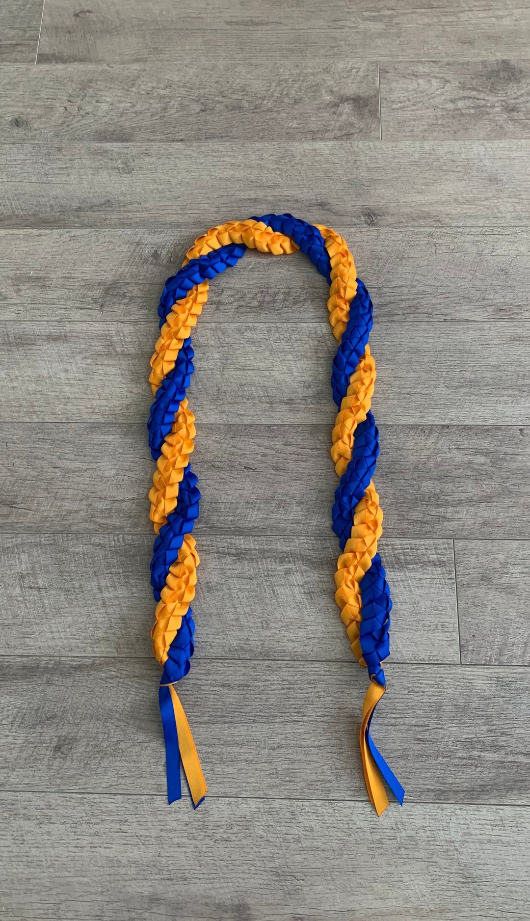 Twisted Open Lei - Etsy