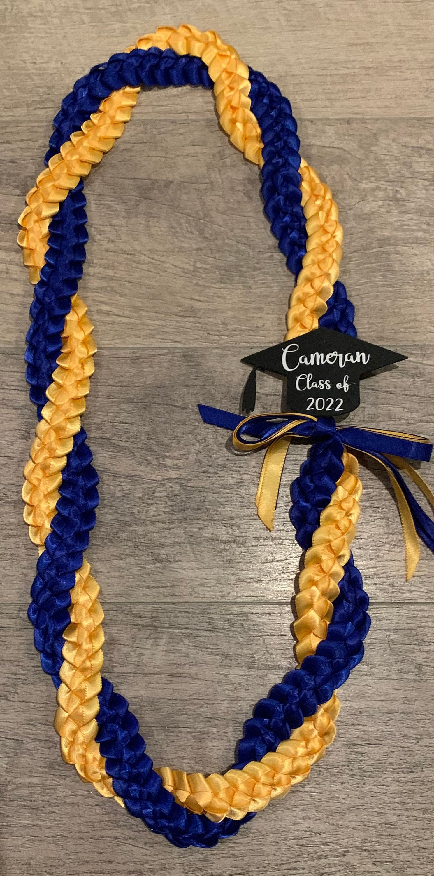 Twisted Lei With Personalized Grad Cap - Etsy