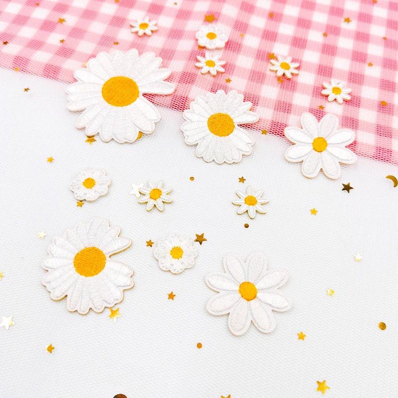 Embroidered Daisy Patches - Etsy