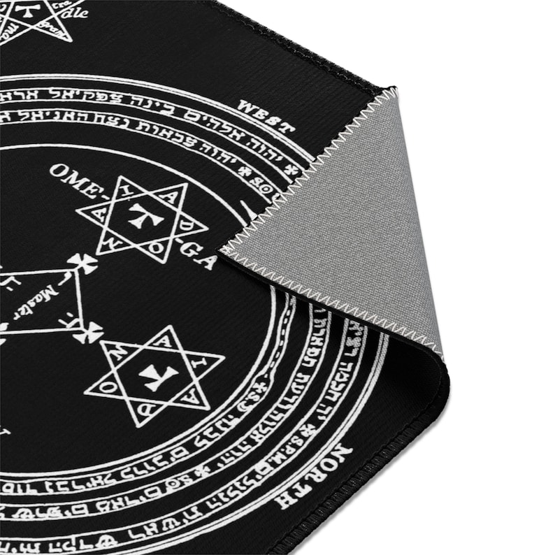 Goetia Lesser Key of Solomon Magic Circle Retro Area Rug Hermetic ...