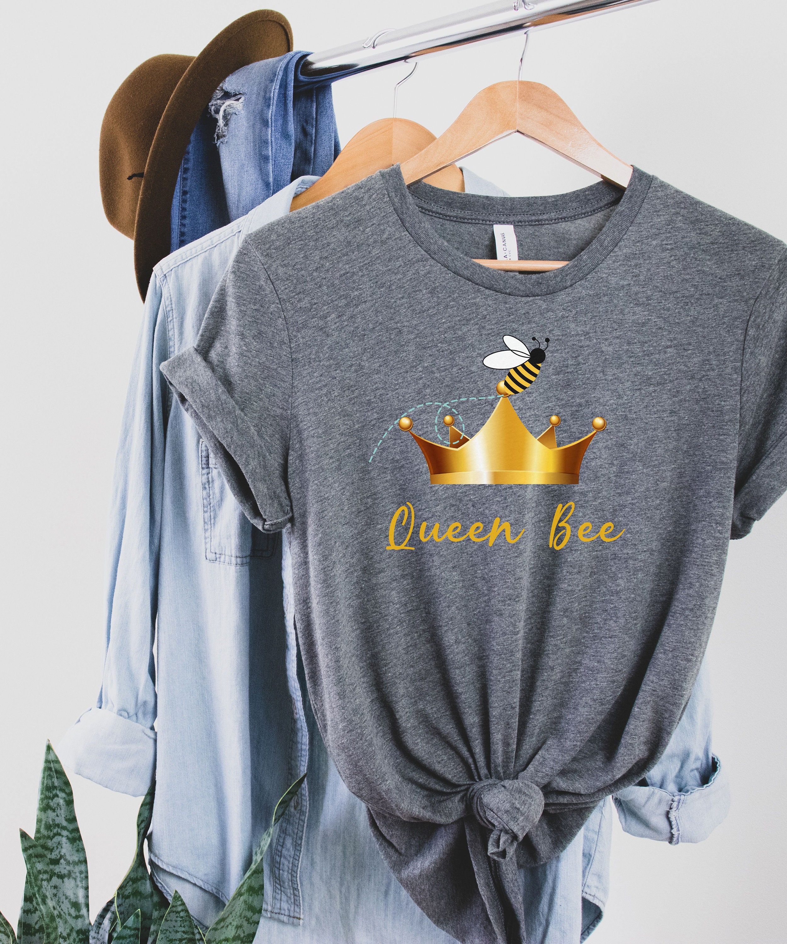 Queen Bee Shirt, Bee Tshirt, Honeybee T-shirt, Queen Bee T-shirt, Gift ...