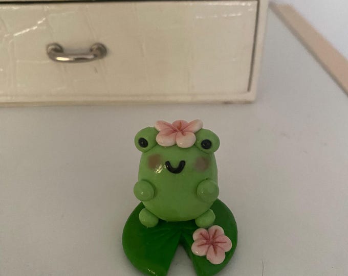 Cute Handmade Flower Frog Desk Buddy Decor - Etsy Canada