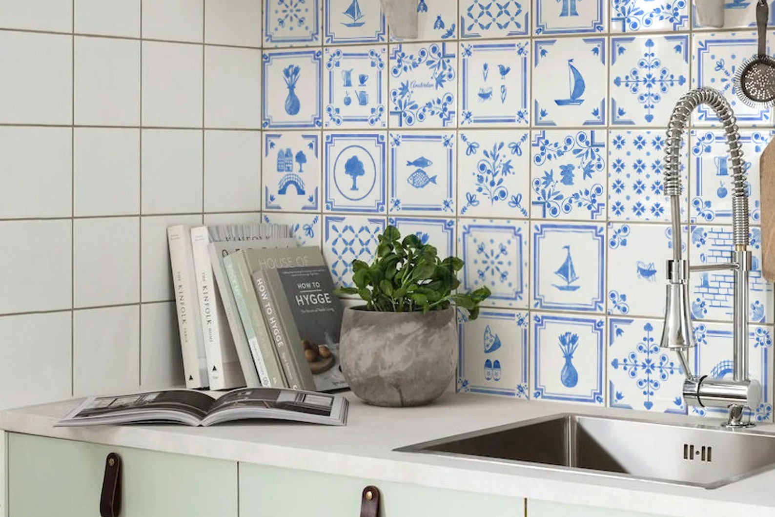 Dutch Tiles Clipart Mediterranean Delft Blue Tiles Watercolor Clipart ...