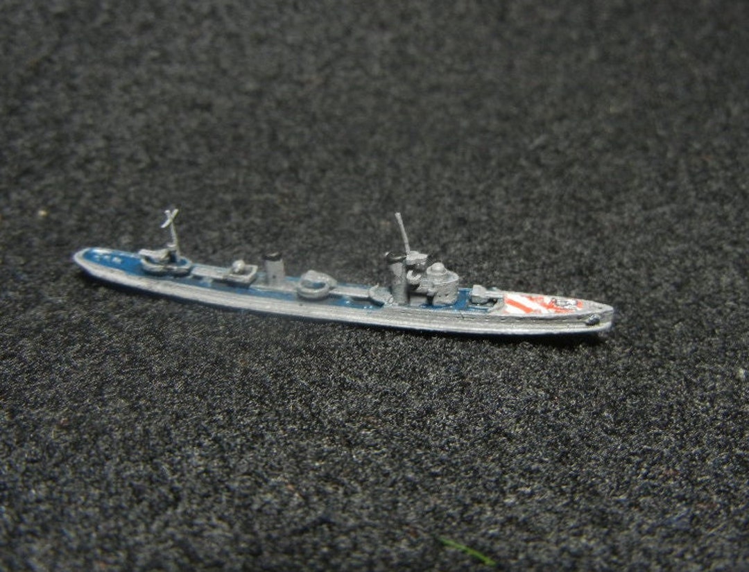 Painted 1/2400 Italian Navigatori Class Destroyer - Etsy