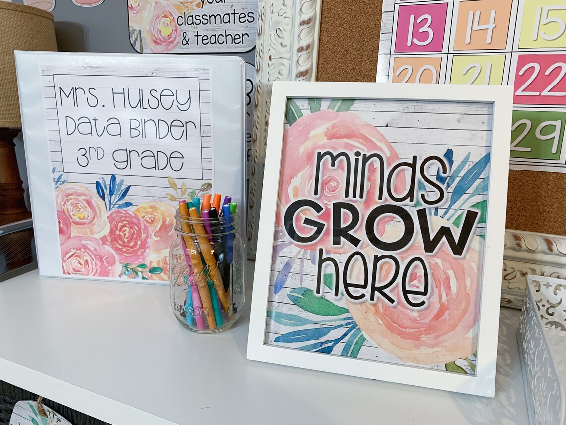 Floral and Shiplap Classroom Decor Bundle - Etsy