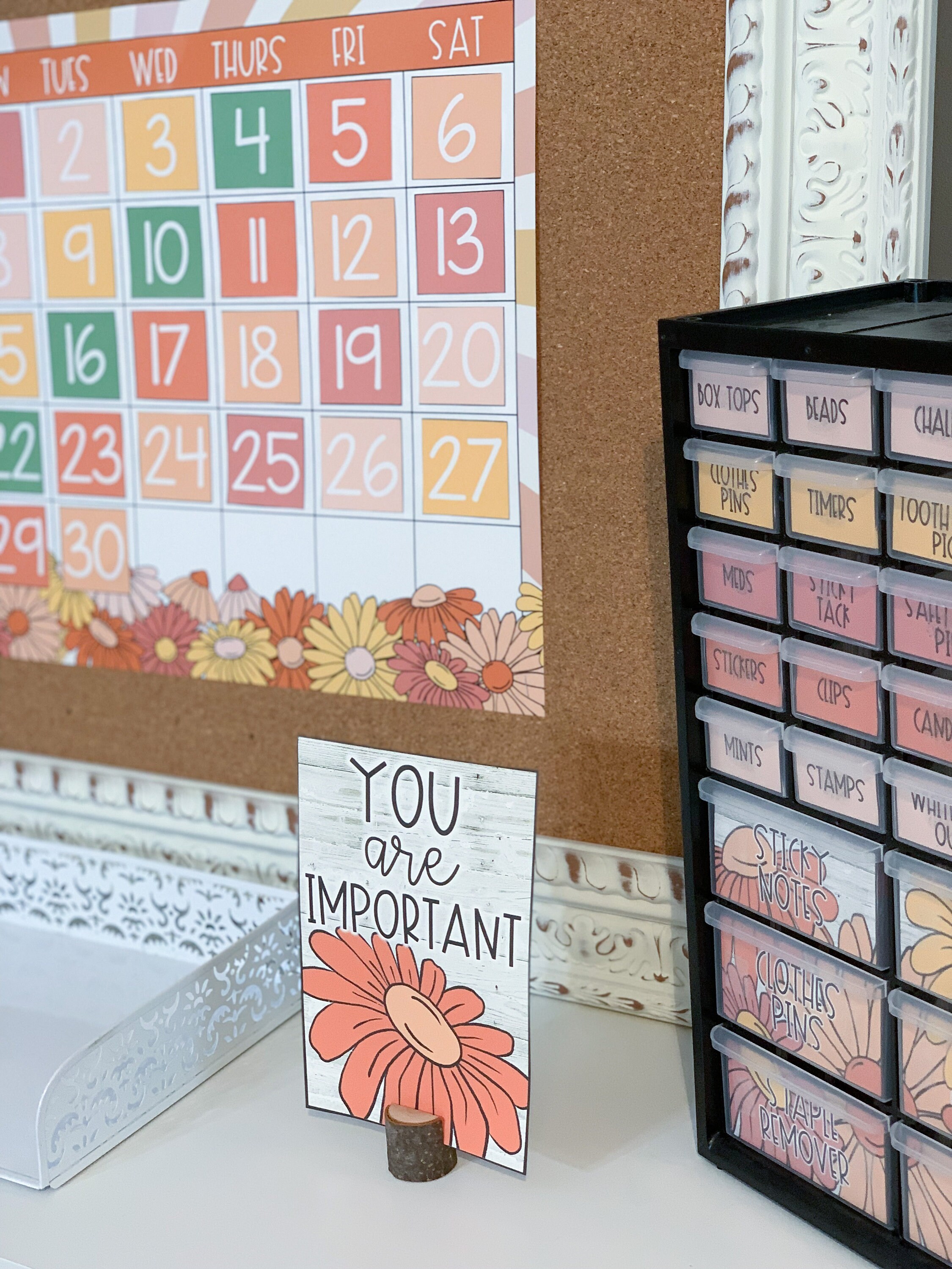 Retro Daisy Classroom Decor Bundle - Etsy