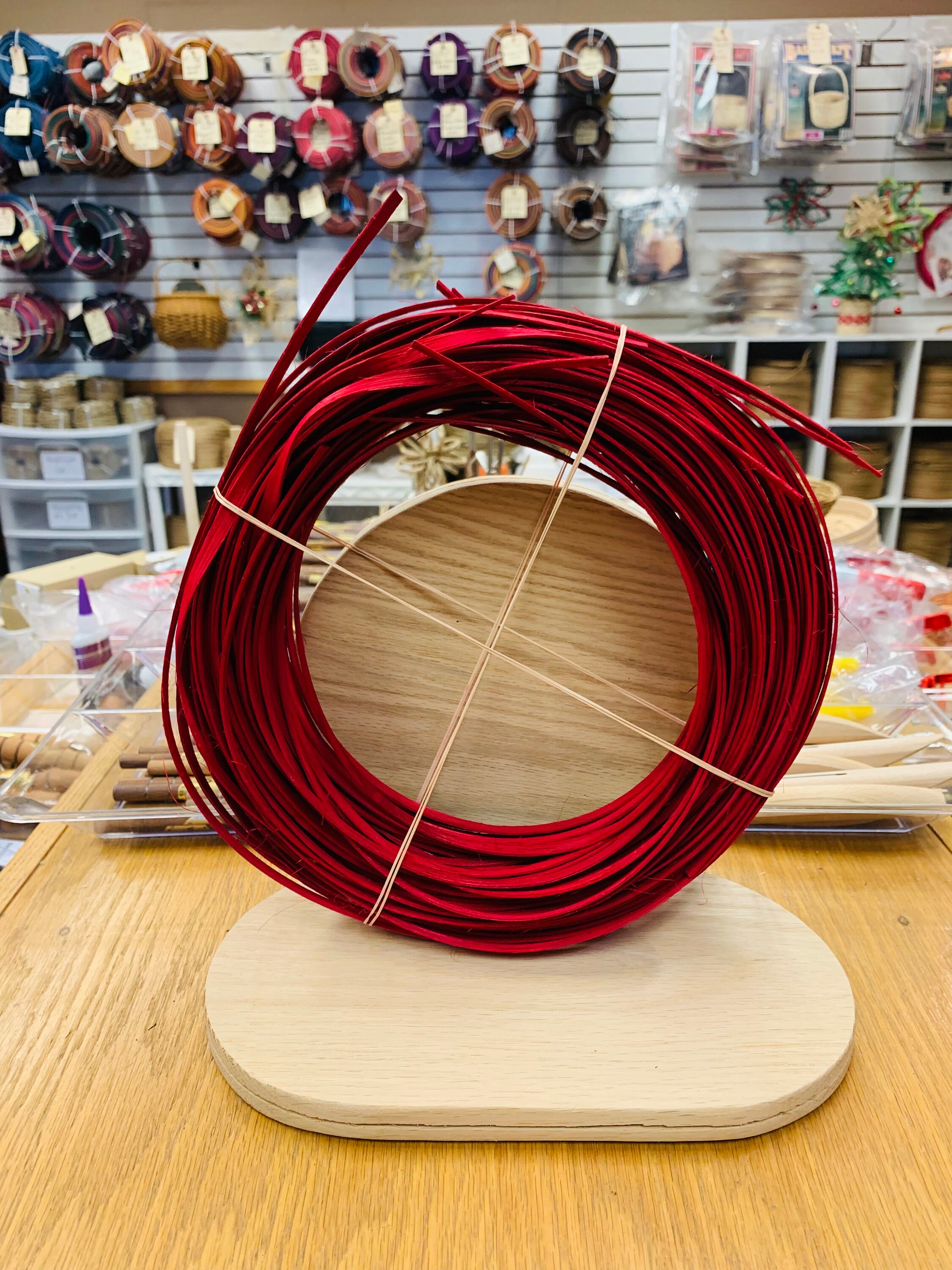 Pre Dyed Red Flat Reed 4oz & 8oz Coils 1/4 and 3/8 Widths Basket ...