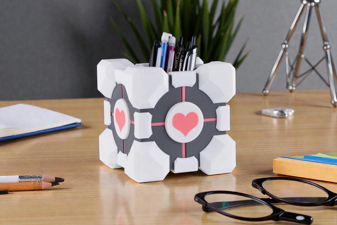 Companion Cube Pen Holder | 3D Printed Portal Desk Organizer - Etsy
