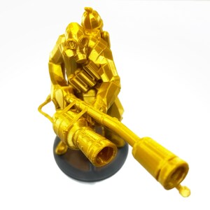 Team Fortress 2 Pyro Figurine 3D Printed Low Poly TF2 Pyro Desktop ...