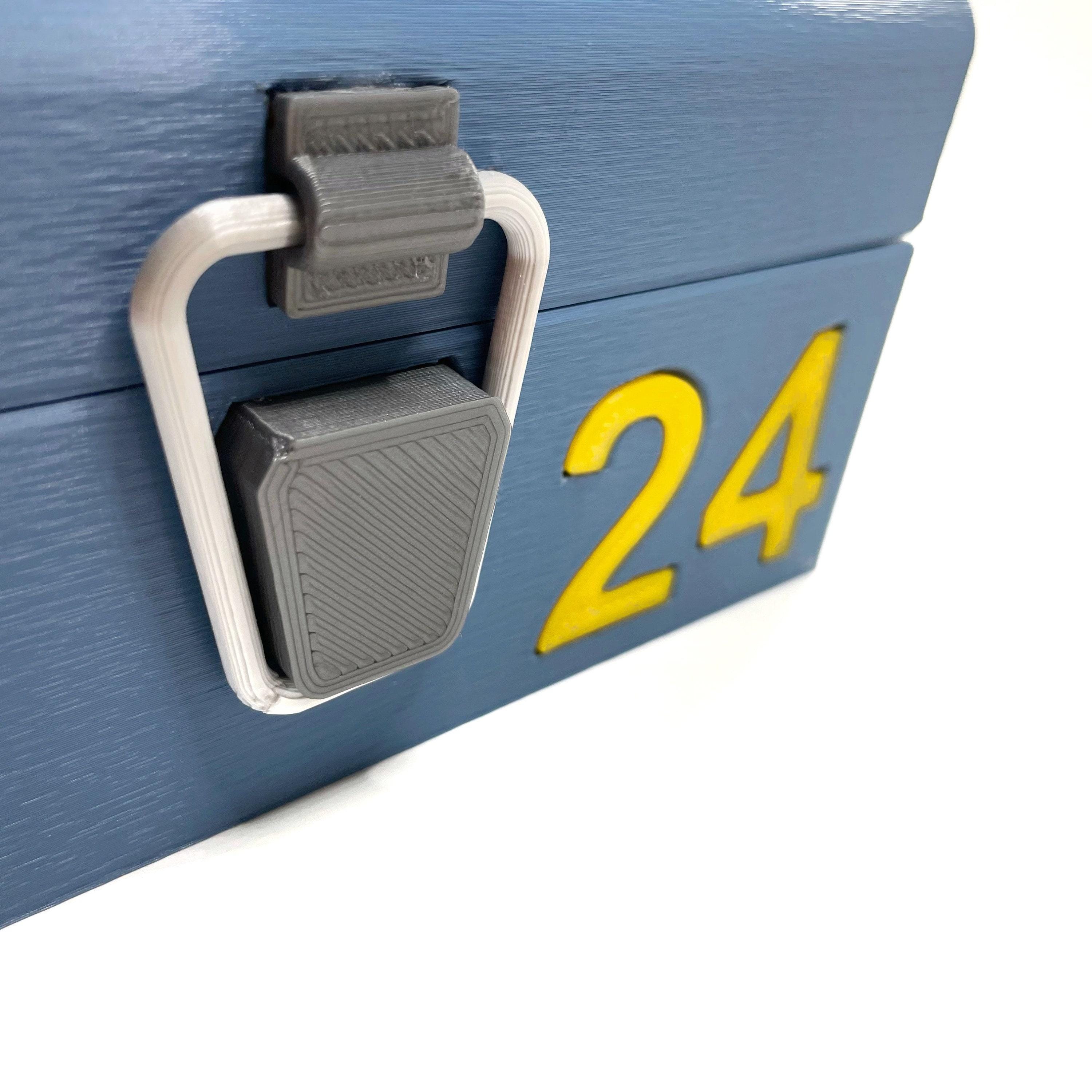 TF2 Engineer Toolbox Replica, Team Fortress 2 Tool Box Prop - Etsy