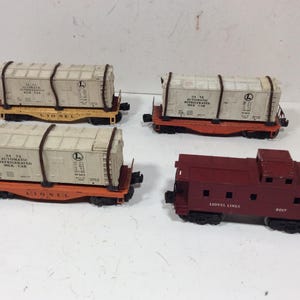 Lionel Train Set 8042 With 4 Freight Cars 0 Scale - Etsy