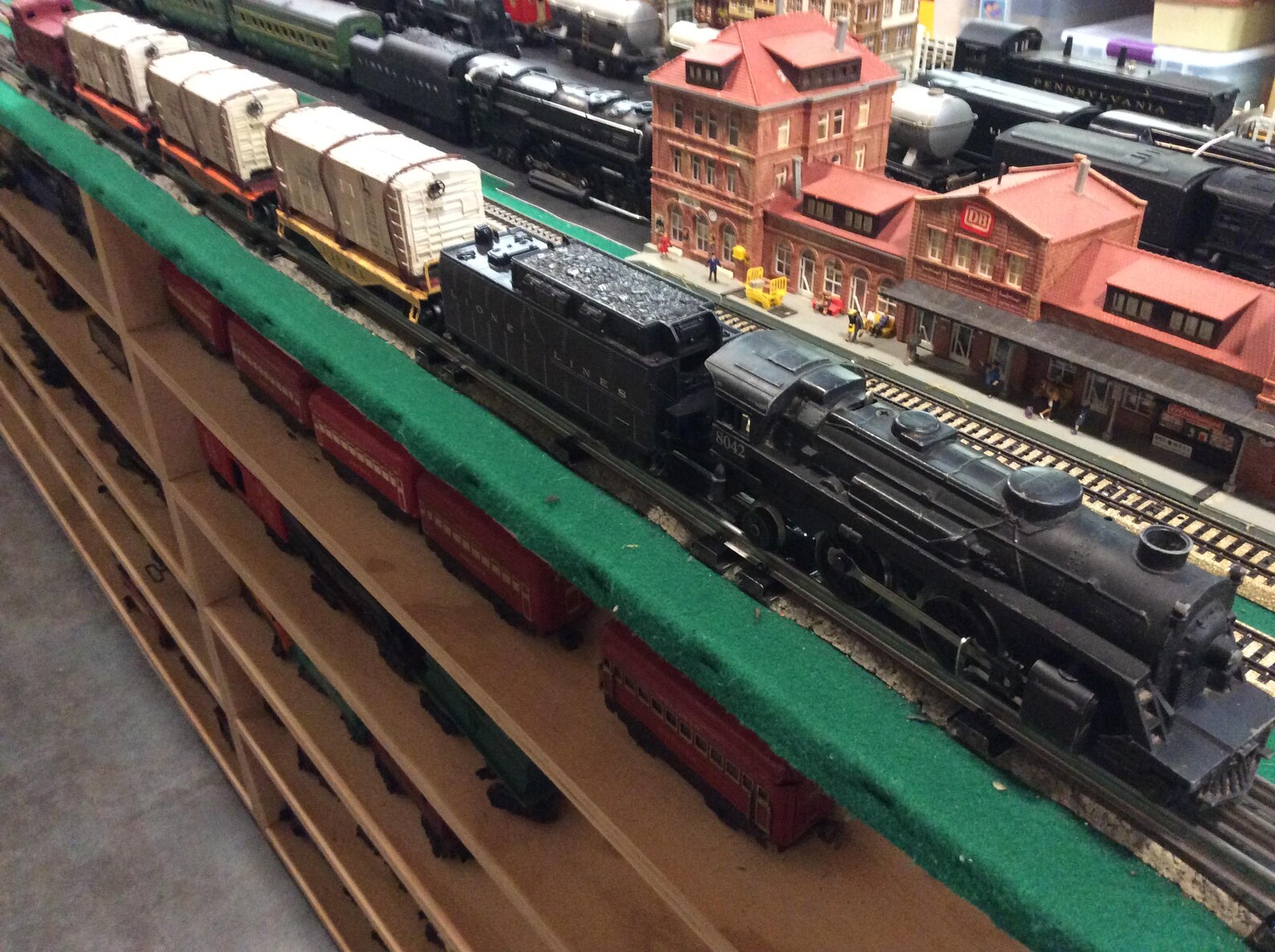 Lionel Train Set 8042 With 4 Freight Cars 0 Scale - Etsy