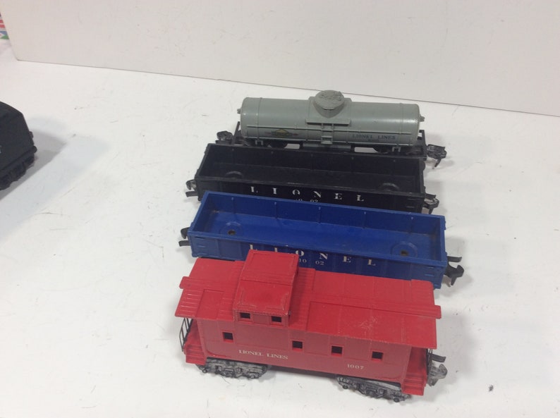 Lionel Scout Train Set 237 Steam Engine With 4 Freight Cars 0 Scale - Etsy