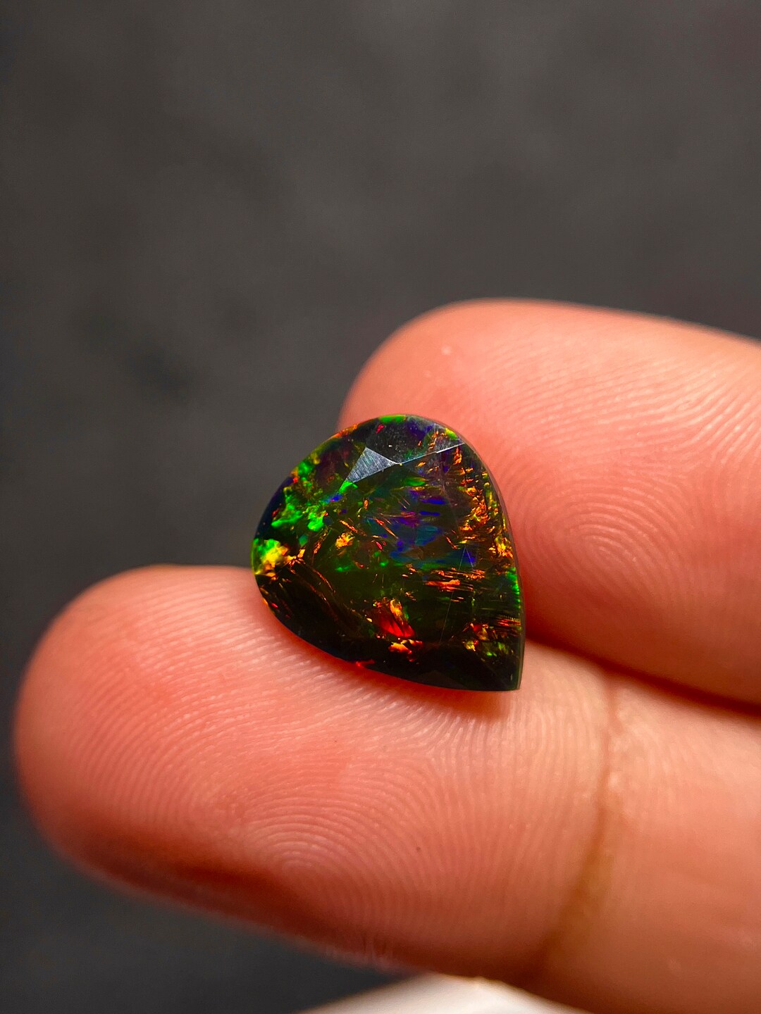 Buy 3.2cts Smoked Ethiopian Welo Opal With Multicolor Fire at ...