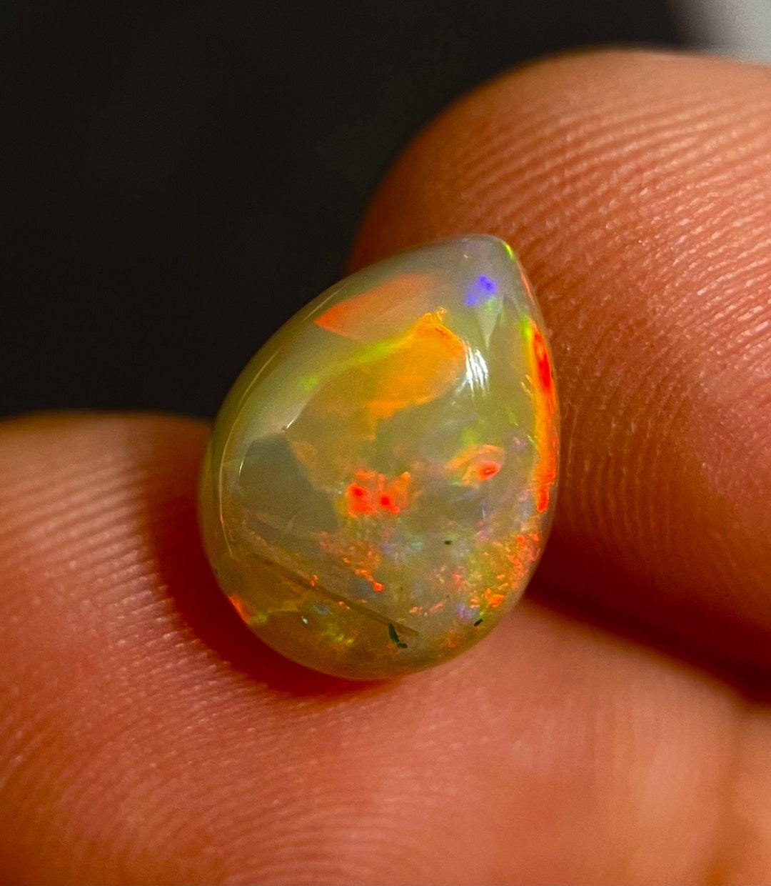 One of the Best and Rare Dark Base Welo Ethiopian Opal With - Etsy