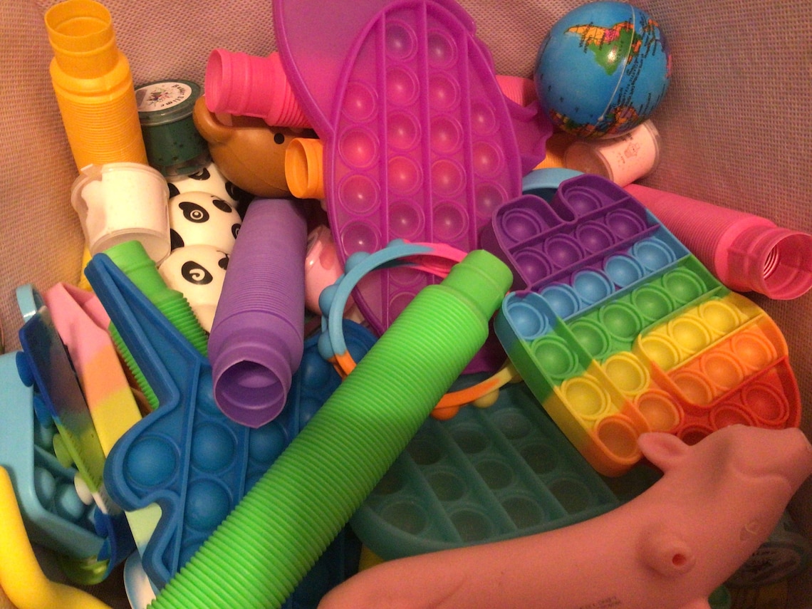 Fidget Mystery Scoop. + Freebies for Anybody Ages 3+ - Etsy