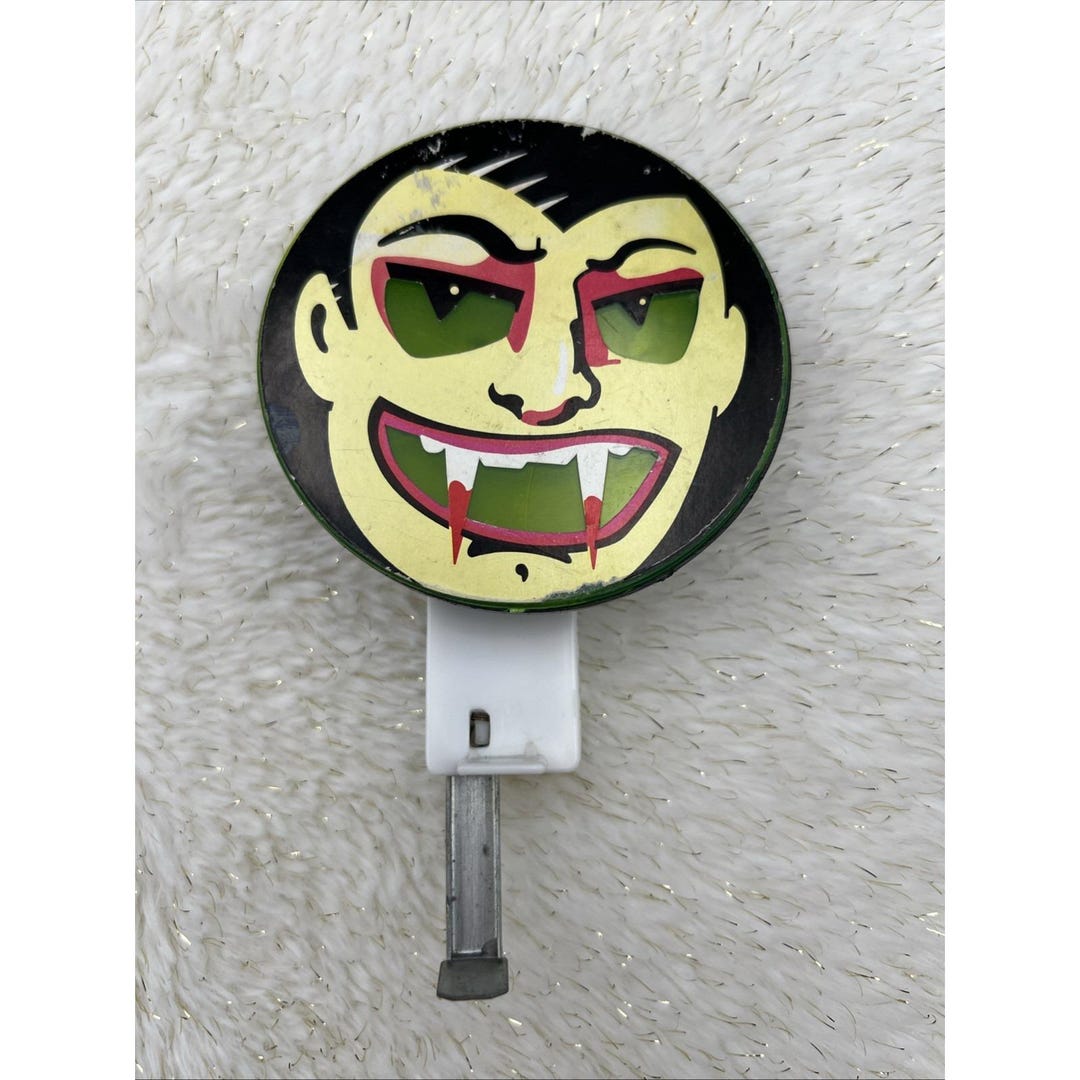 Vintage Halloween Vampire Dracula Spark - Spinner Bella Lugosi - Etsy