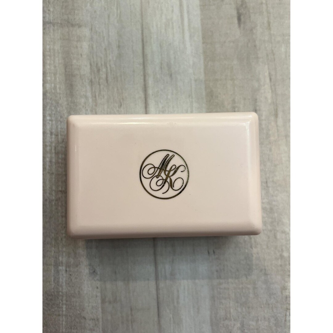 Mary Kay Vintage Pink Plastic Soap Holder Container Gold Monogram MK ...