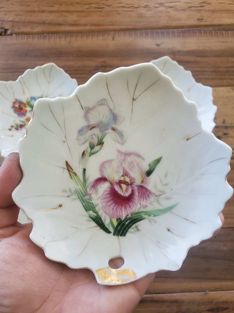 Set of 4 Japanese Nasco Hand Painted Porcelain Floral Leaf Shaped Gold ...