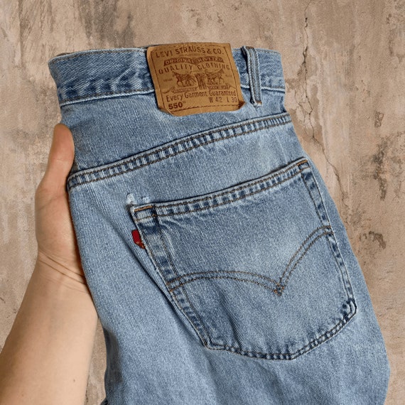 Vintage Levis 550 Relaxed Fit Jeans Made in USA Light Wash Paper Tag ...