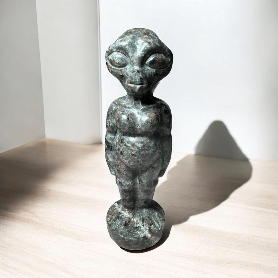 Exotic Large UV Reactive Firestone Alienglowing Yooperlite Crystal ...