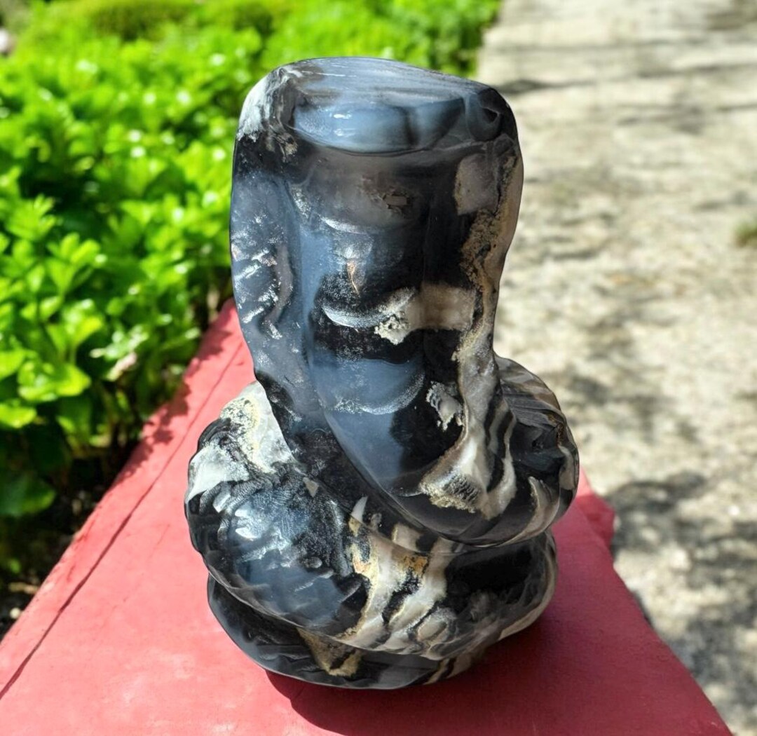Alluring UV Reactive Volcano Agate Snake | Crystal Snake for ...