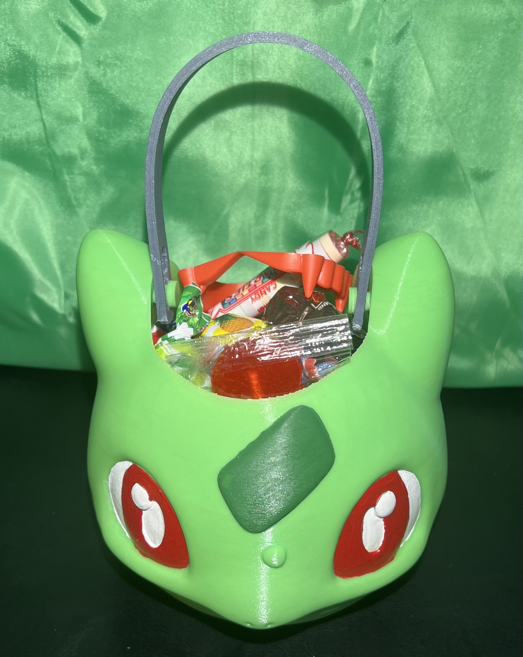 Pokémon Bucket/3d Pikachu, Bulbasaur, Squirtle, Charmander Starter ...