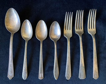 Vintage Monroe Silver Plate Flatware in the Vassar Pattern...forks ...