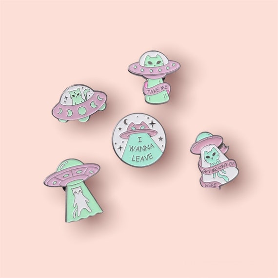 ALIEN CAT PINS / Outer Space Kitty / Flying Saucer / Cute / - Etsy