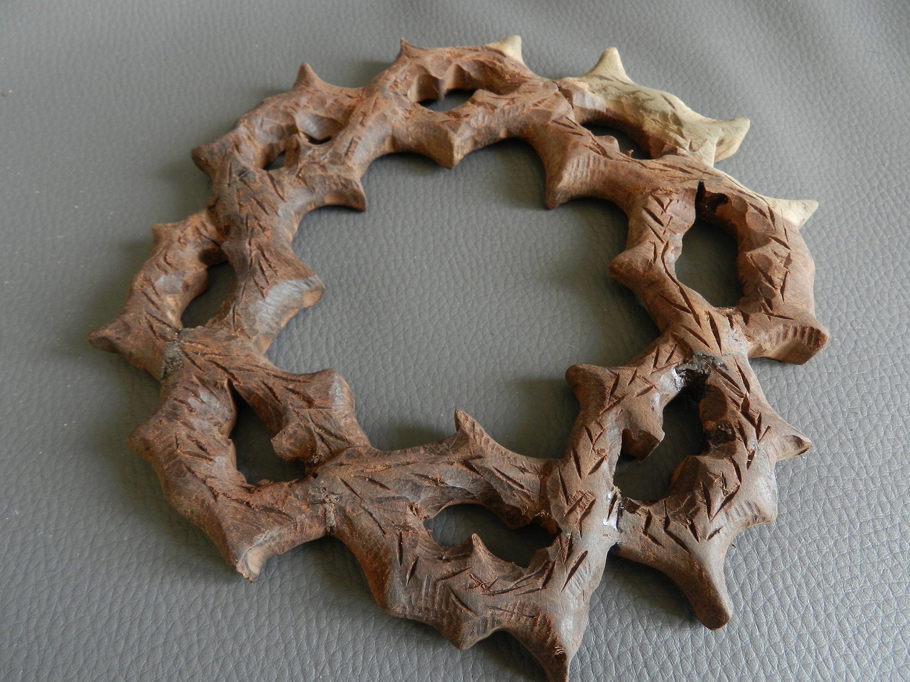 Crown of Thorns of Jesus Carved Ebony Wood Lux, Jesus Crown Rustic Wall ...