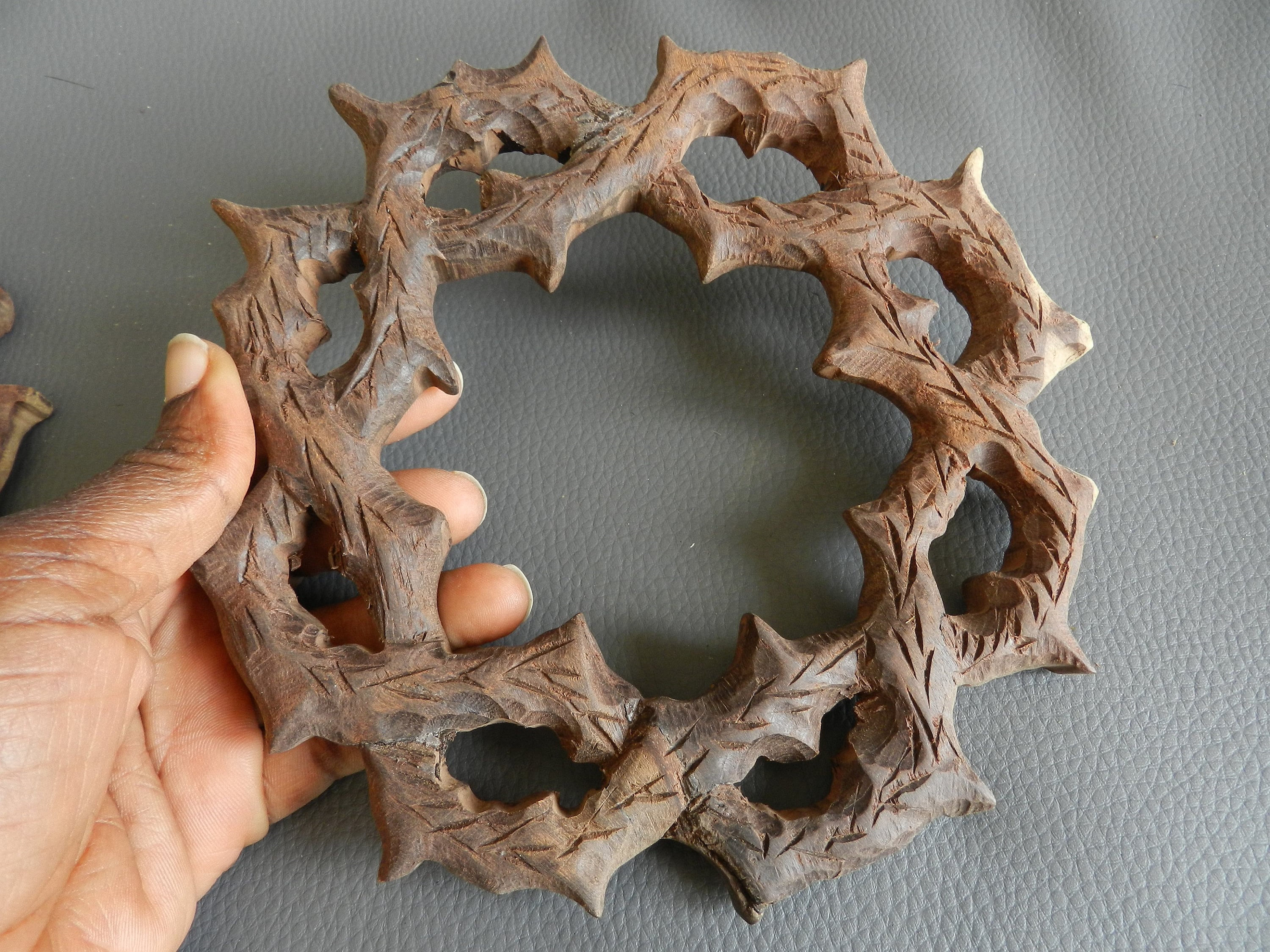 Crown of Thorns of Jesus Carved Ebony Wood Lux, Jesus Crown Rustic Wall ...