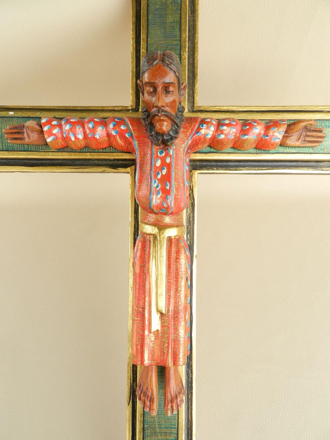 Medieval Crucifix Christ in Joy Resurrected Batlló Majesty Polychrome ...