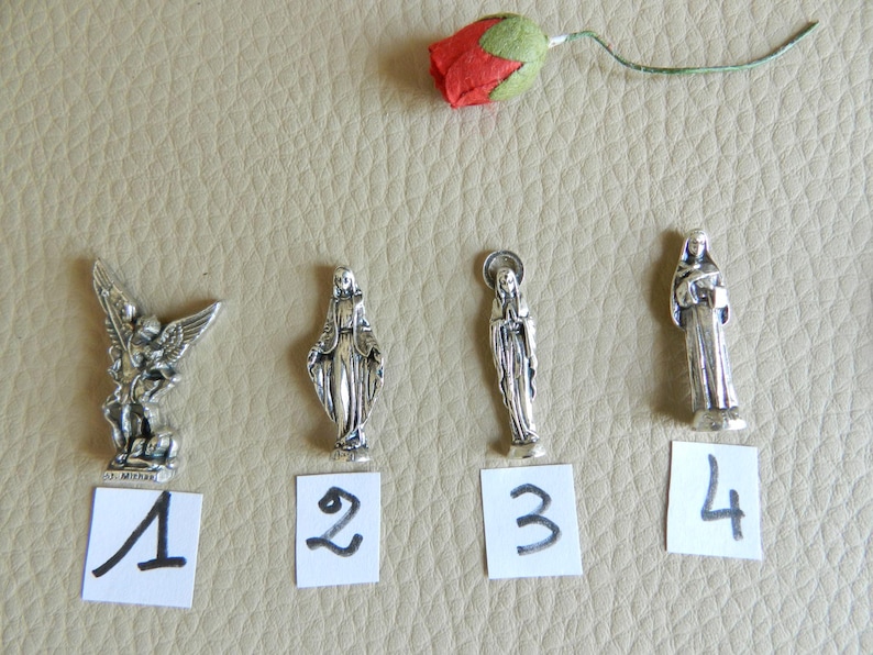Mini Saint Statues for Prayer Altar, Mini Miraculous Virgin Statue ...