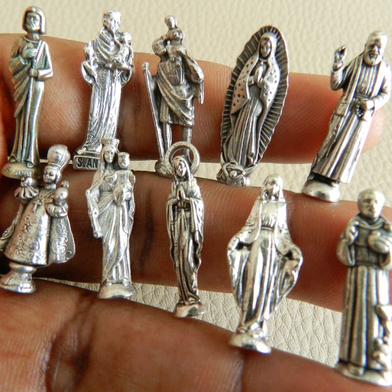 Mother of God Mini Statue - Etsy Canada