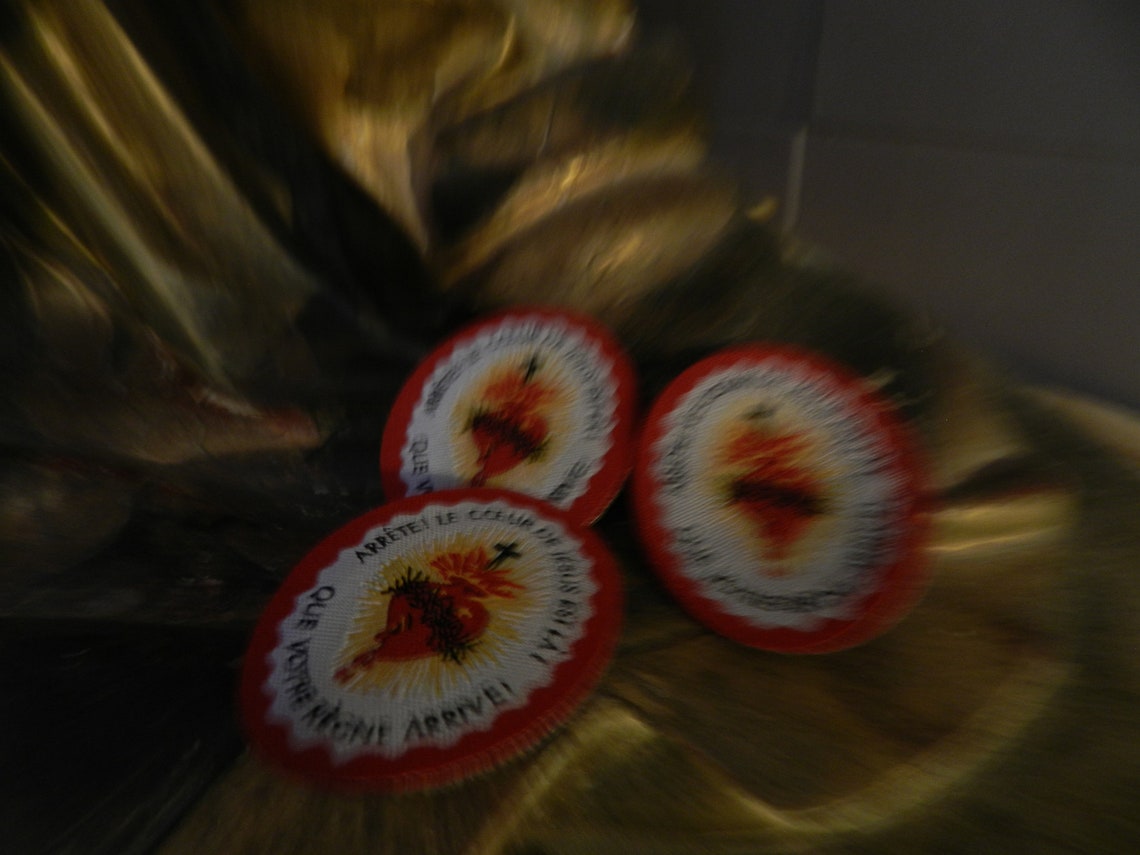 Sacred Heart of Jesus Scapular Safeguard Protection Shield - Etsy