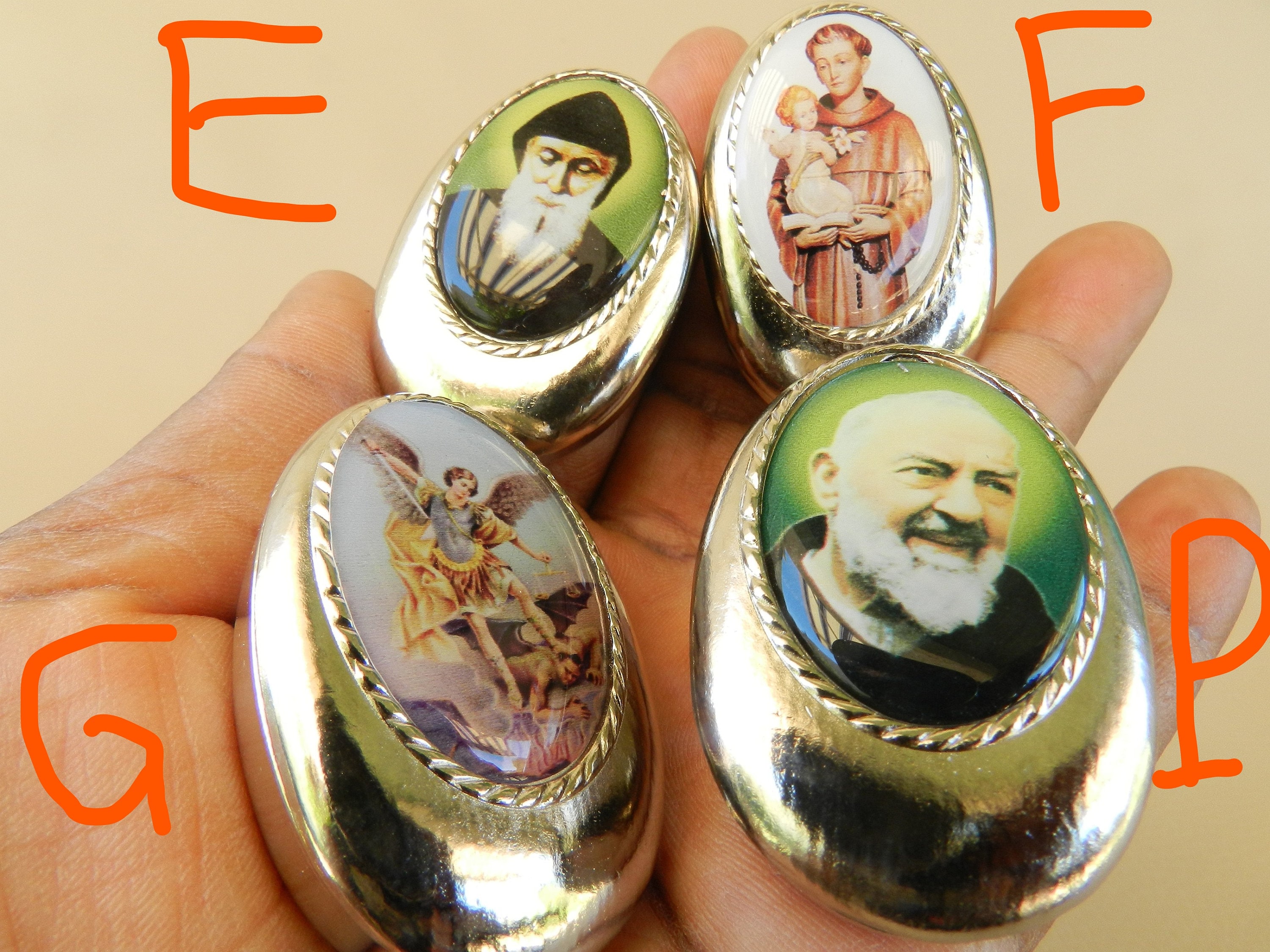 Oval Religious Pill Box, Antic Charm, Antoine Padoue, Rita Pill Box ...