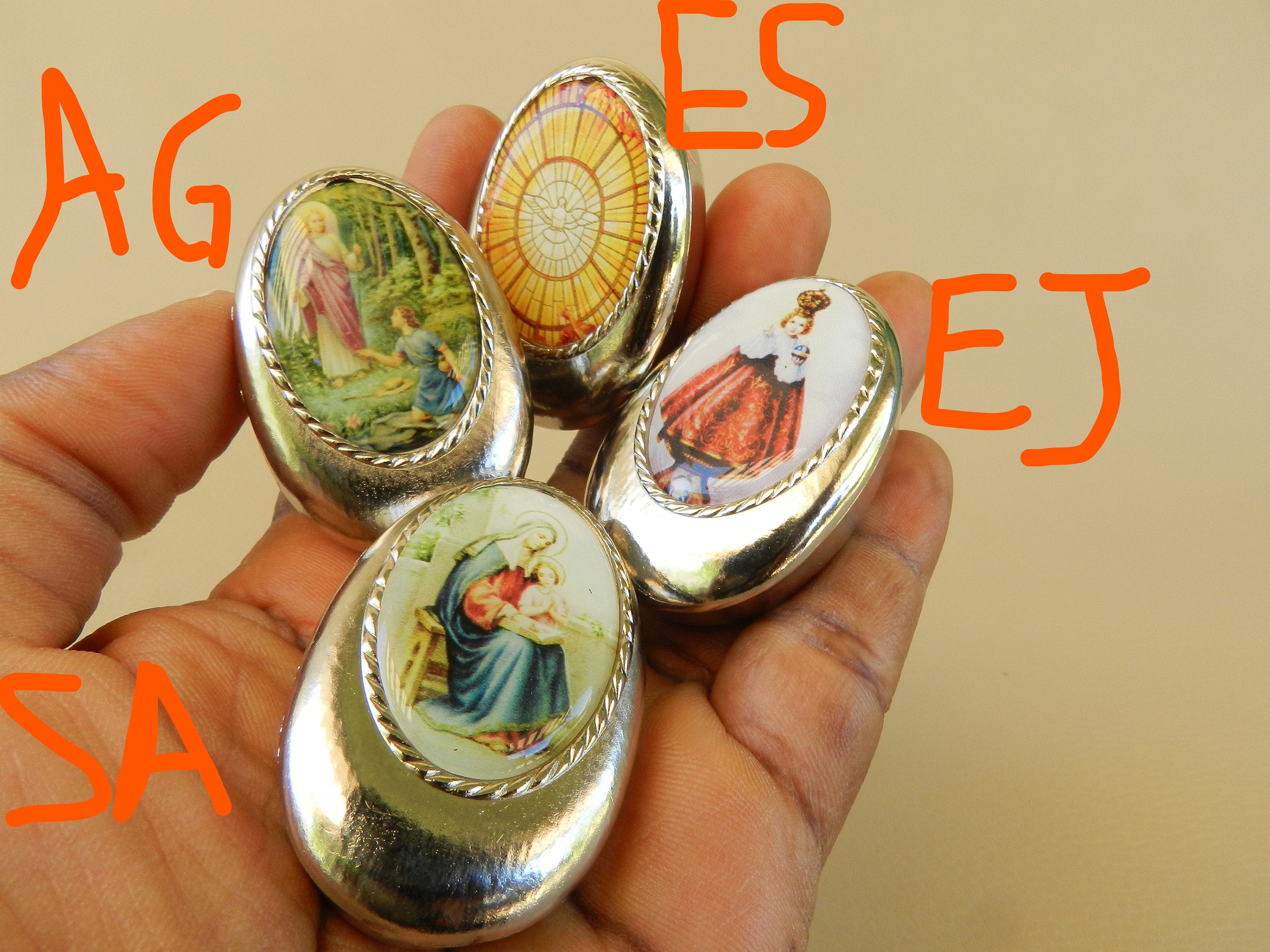 Oval Religious Pill Box, Antic Charm, Antoine Padoue, Rita Pill Box ...