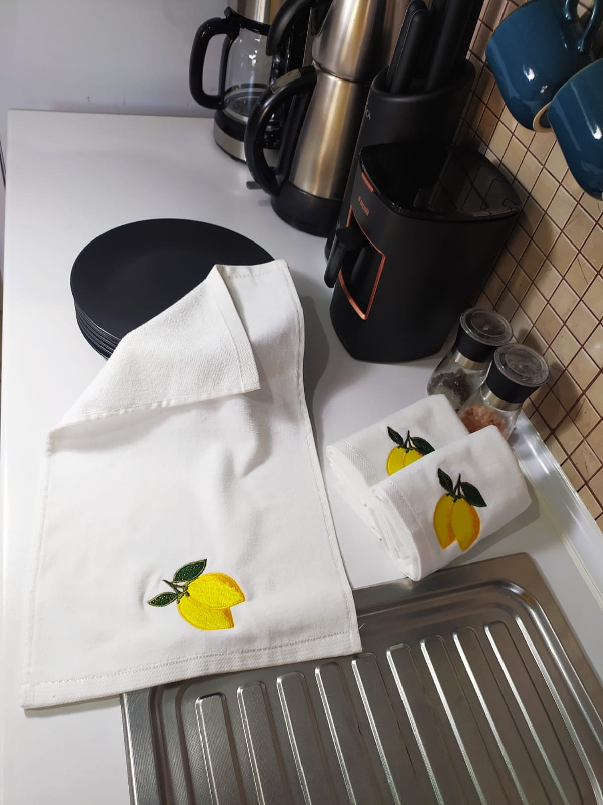 3 Pack Lemon-embroidered Towel. Highly Absorbent-quick Dry Terry Velour Fingertip Towel. Kitchen ...