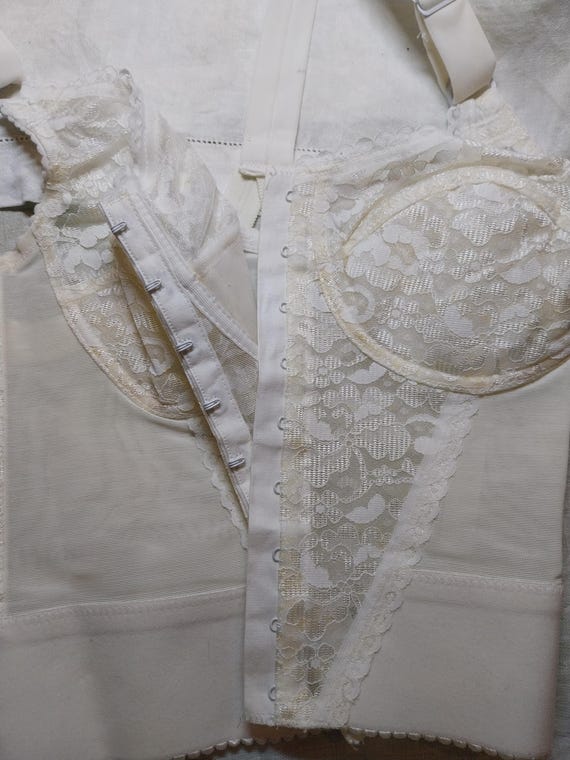 1950s Vintage white lace cone bustier Corset Bra, Lon… - Gem