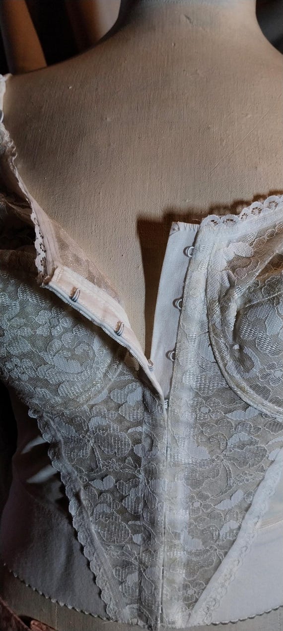 1950s Vintage white lace cone bustier Corset Bra, Lon… - Gem