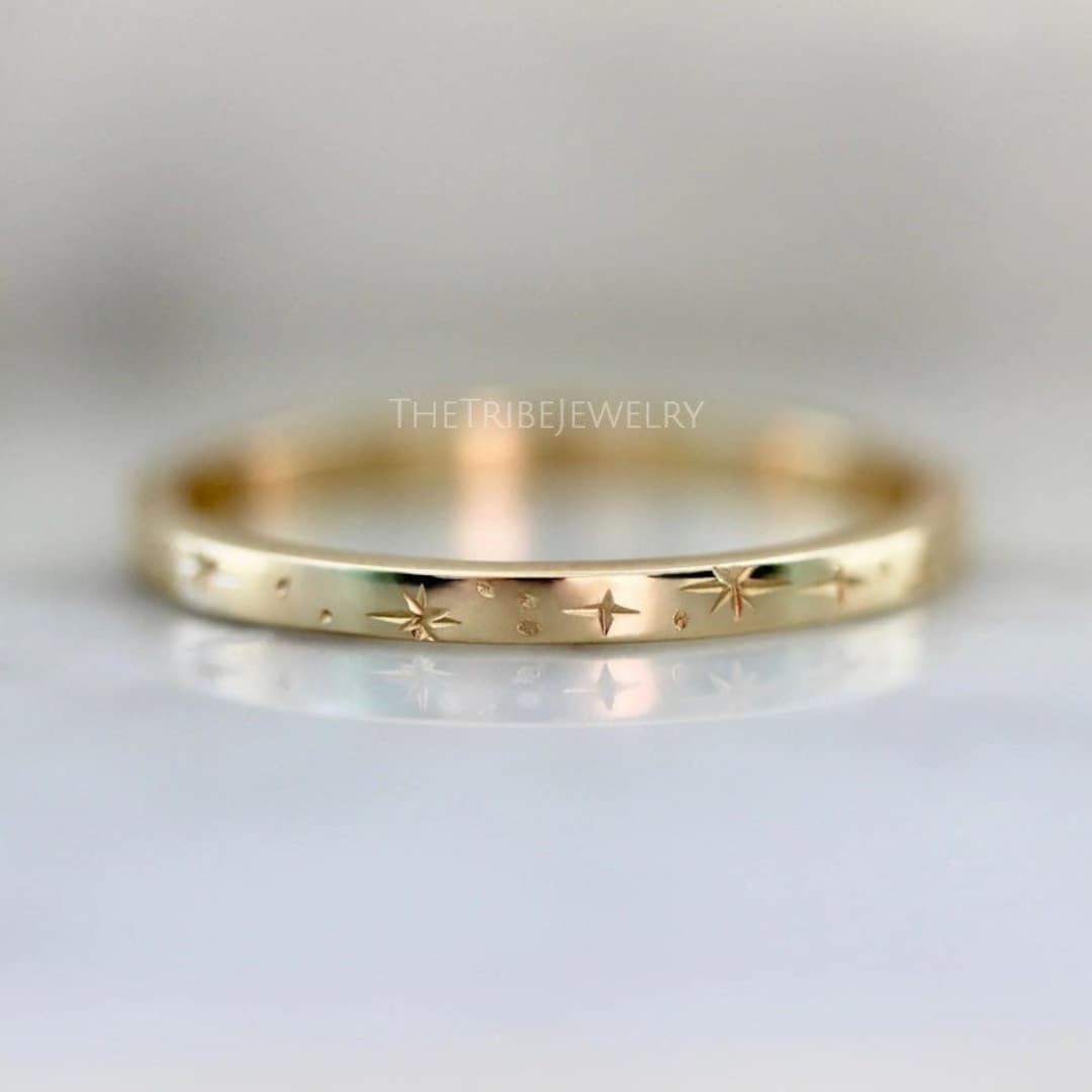 Star Engraved Gold Wedding Ring: Celestial Starry Band - Etsy