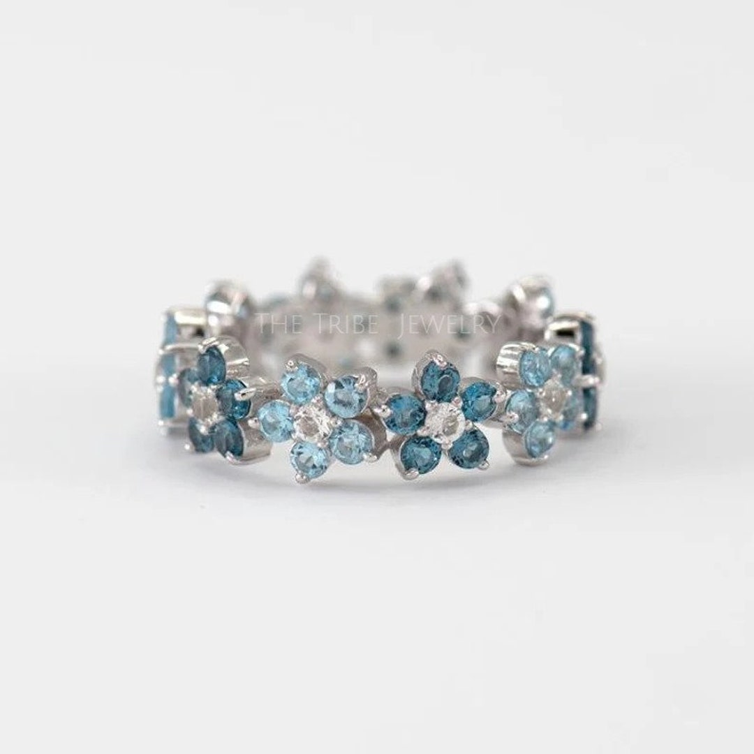 14k Gold Sapphire Flower Eternity Band: Nature Inspired Wedding Ring - Etsy